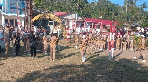 Kunker Bupati Kumendong di Kecamatan Remboken dan Sonder Disambut ... Kunker Bupati Kumendong di Kecamatan Remboken dan Sonder Disambut ...